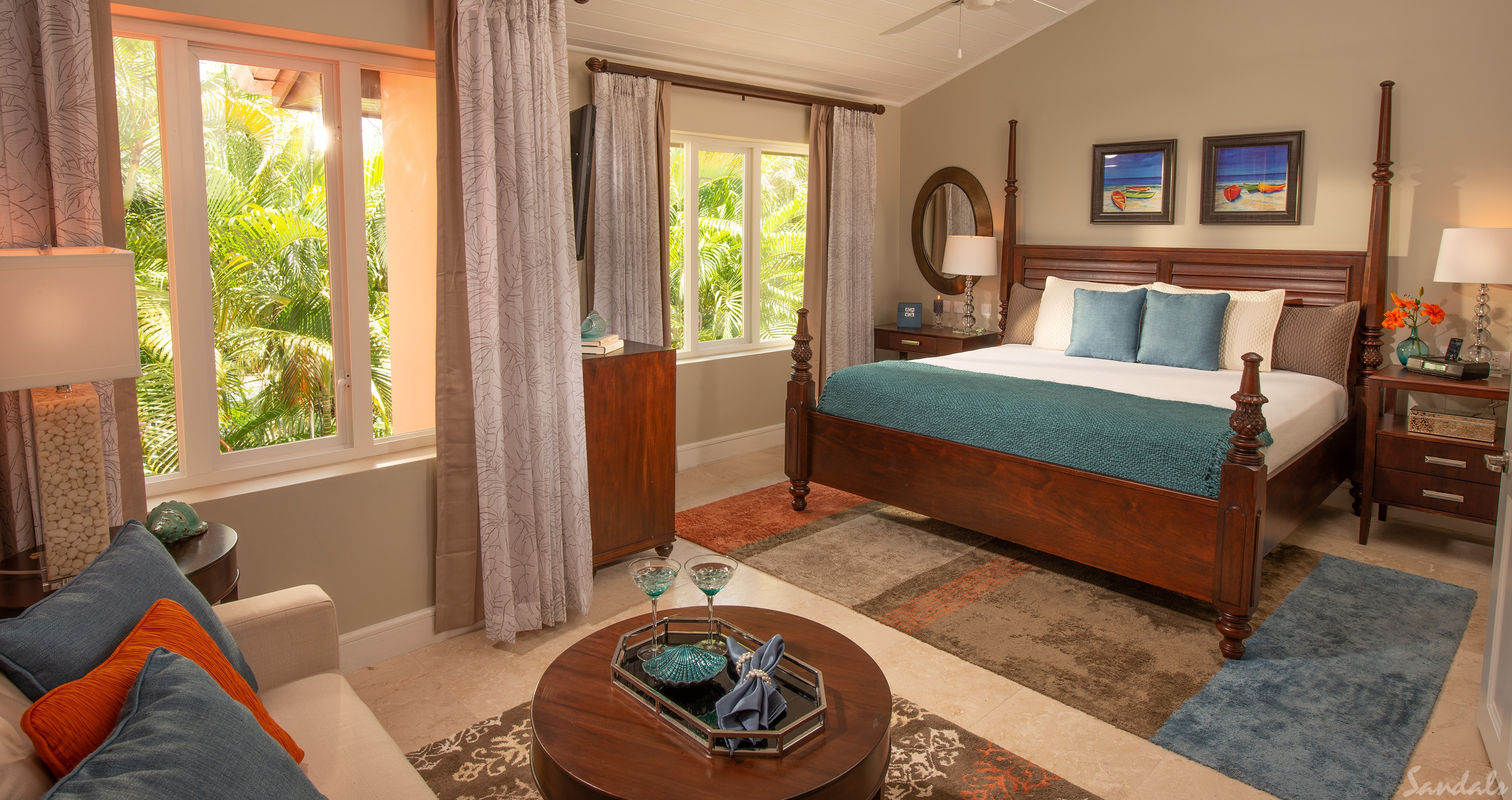 Emerald Honeymoon Hideaway Grande Luxe